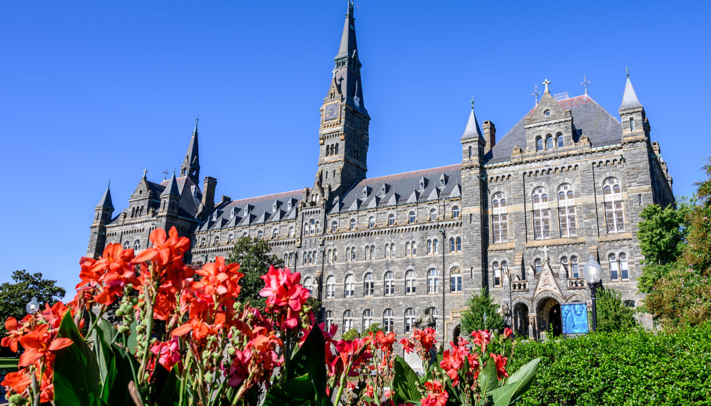 Tr ng i H c Georgetown University S L a Ch n C a C u T ng Th ng